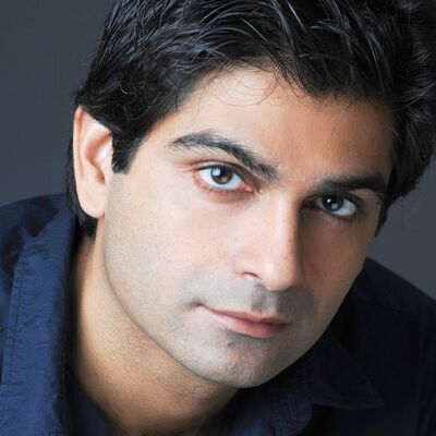 Anosh Irani - Asian Canadian Wiki